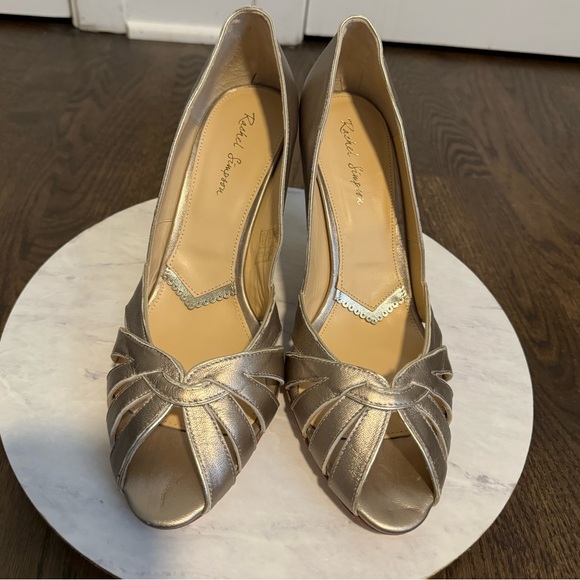 Rachel Simpson | Shoes | Rachel Simpson Gold Pump Sz 4 | Poshmark